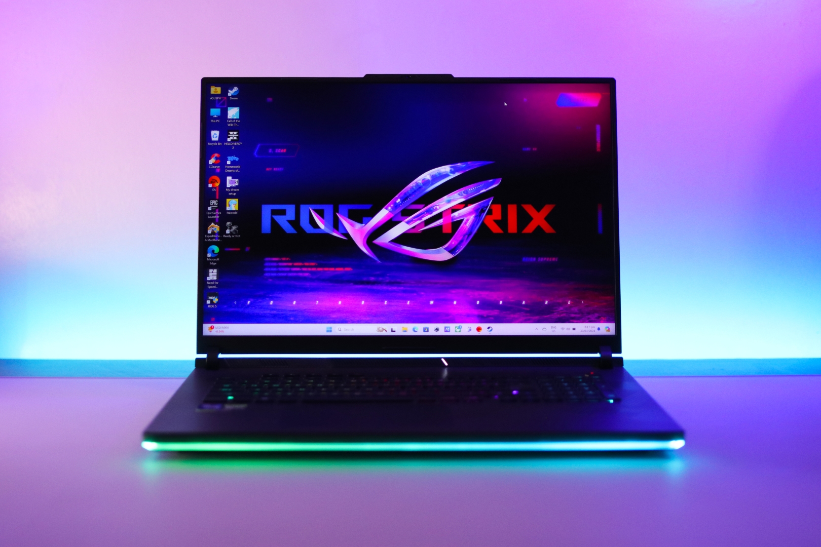 ROG Strix SCAR 18 (2024) G834 - GLINT