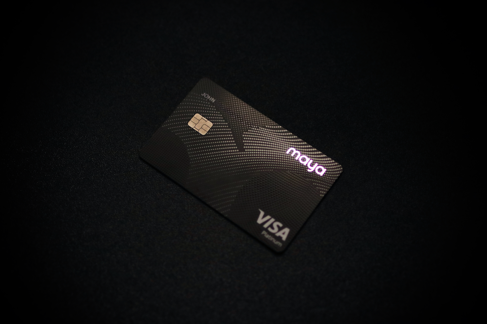 Maya Black Express: The Credit Card That Finally Says Yes - GLINT